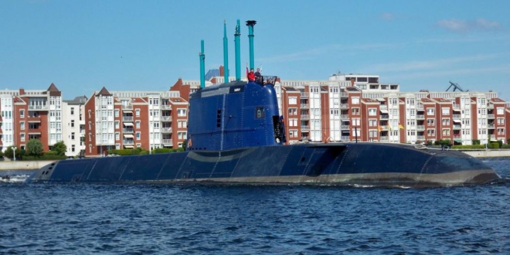 Israel’s Tiny Dolphin-Class Submarines Have A Big Secret (Like Nuclear ...